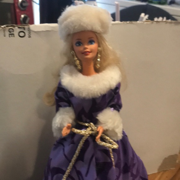 Mattel | Holiday | Vintage Mattel 993 Winter Wonderland Barbie Doll ...